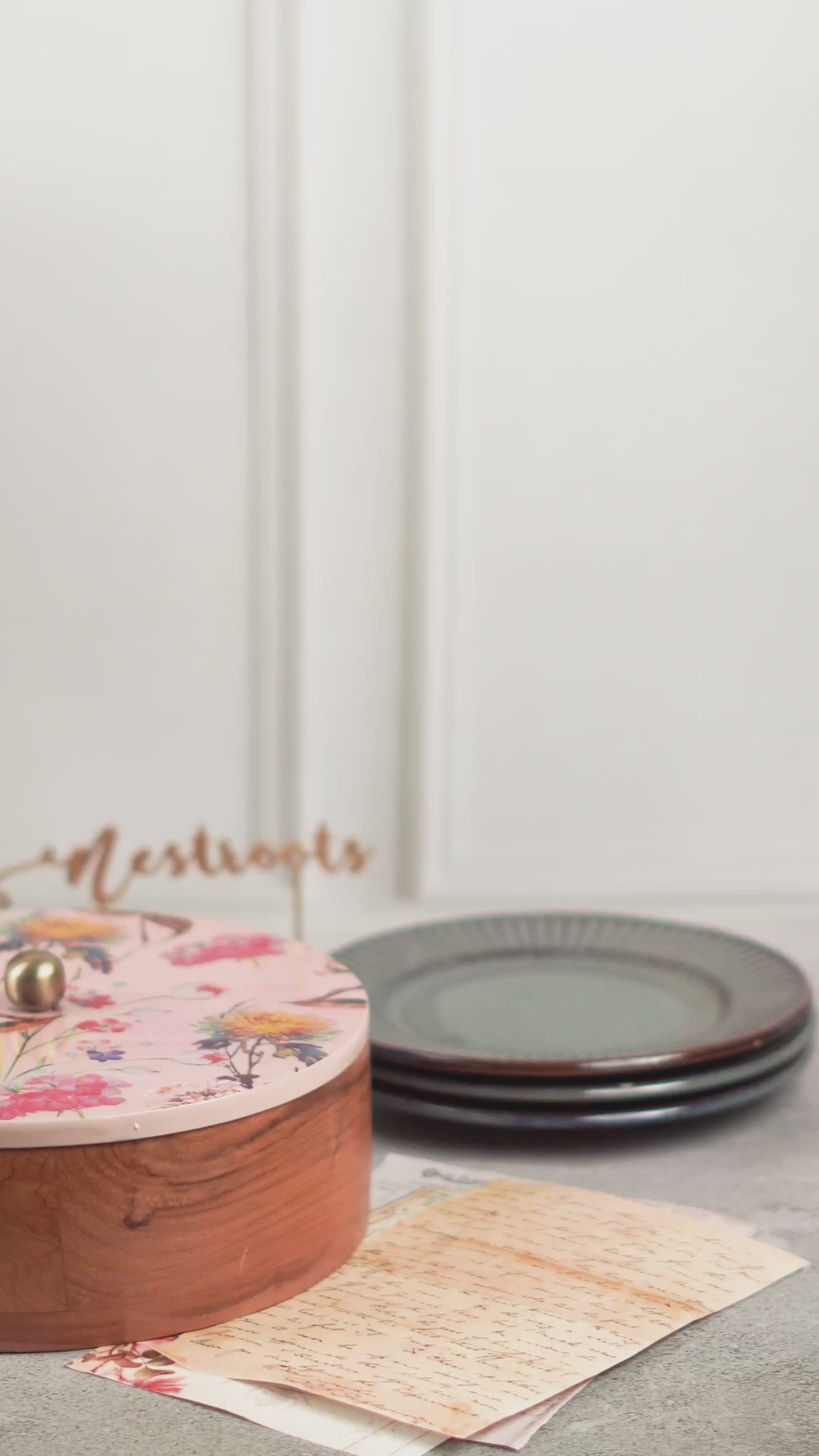 Buy Flower Enamel Print Masala & Roti Box Set Online in India – Nestroots