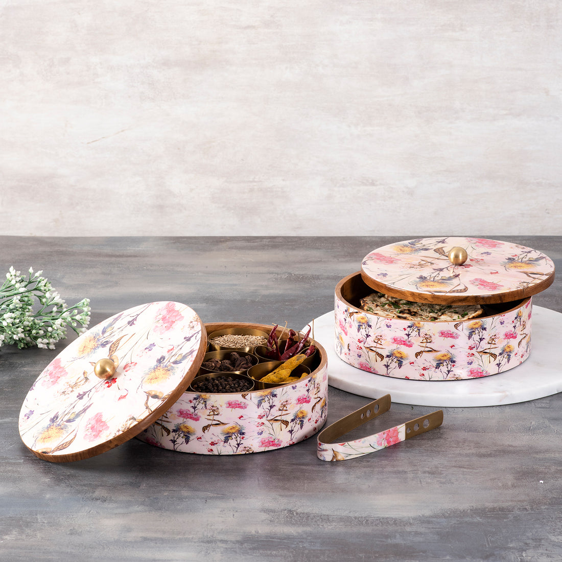 Buy Pink Enamel Print Masala & Roti Box Set Online in India – Nestroots